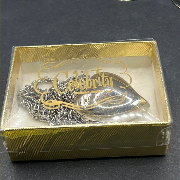 Celebrity | Jewelry | Vintage Celebrity Heart Locketpilltrinket Box ...
